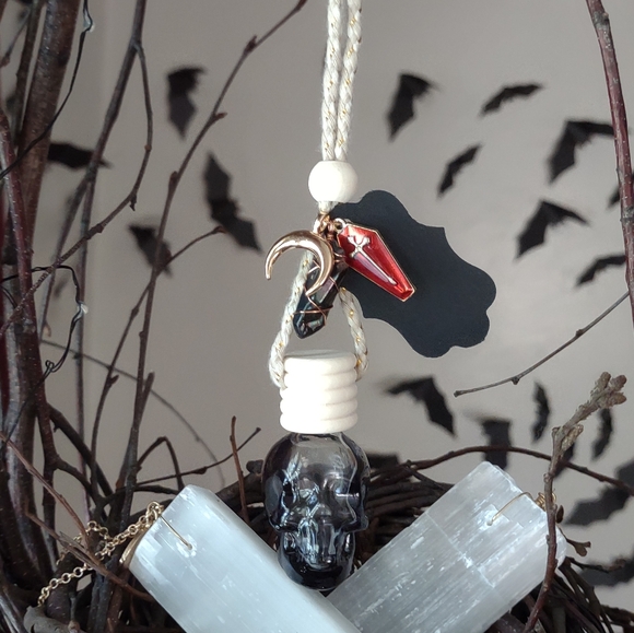 Nocturnal Designs by Broken Rebirth | Accents | Lord Of Misrule Scent ...